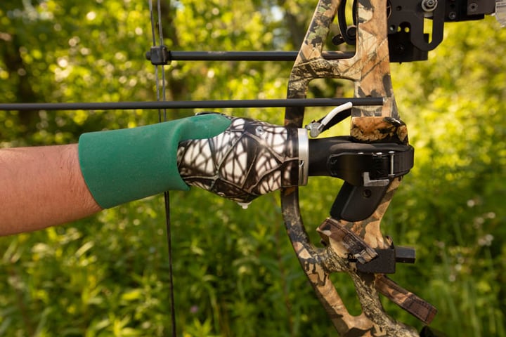 Hunting with an Upper Limb Prosthesis