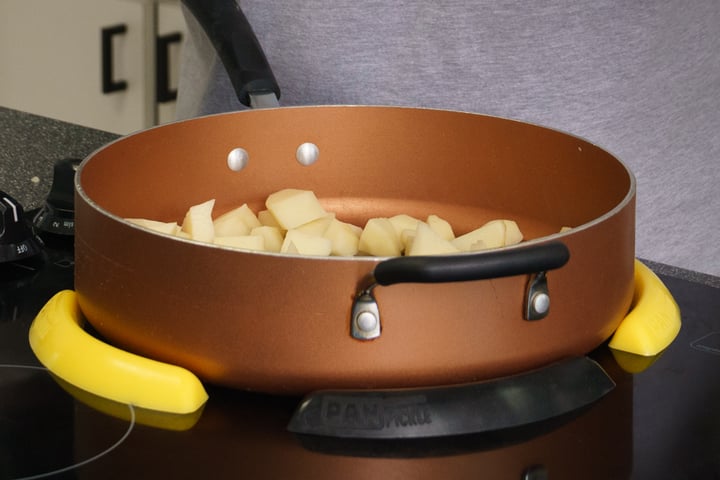 Cooking with an Upper Limb Prosthesis